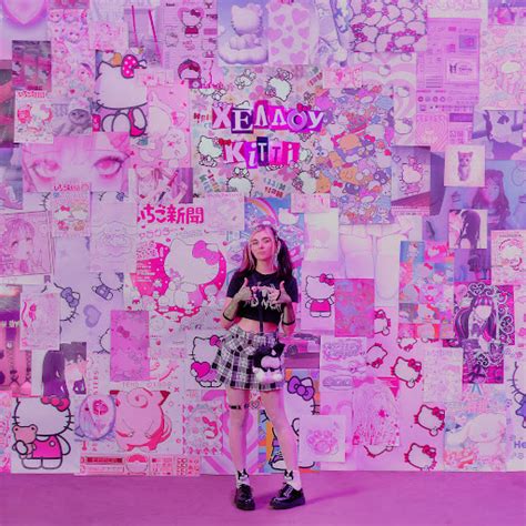 хеллоу кітті Youtube Music