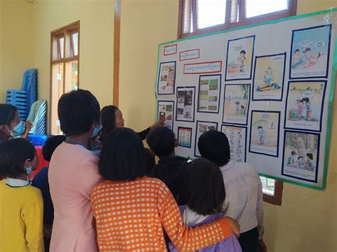 ကာလိမြို့၌ ၇၅ နှစ်မြောက် စိန်ရတုပြည်ထောင်စုနေ့ အထိမ်းအမှတ်အကြို စာအုပ