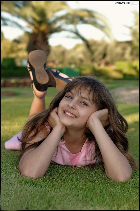 گینس زیبا ترین دختر دنیا