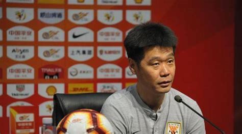 李霄鹏为鲁能带来久违的好消息，小将因此看到曙光，未来或被重用中卫赵剑非球员