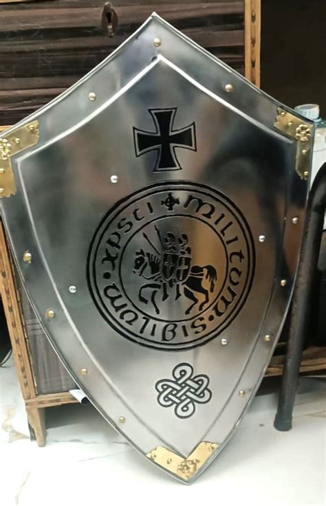 Medieval Etching Templar Shield Knight Crusader Cross Armor Shield
