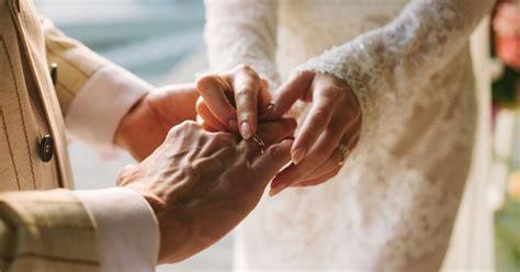 Zmiana Nazwiska Po Lubie M Czy Ni Przyjmuj Nazwisko Ony