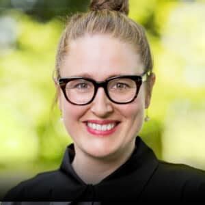 Julia Post Hercareer