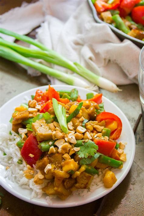 Vegan Mango Seitan Stir Fry Vegan Dinner Recipes Vegetarian Recipes