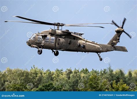 Us Army Sikorsky Uh 60m Black Hawk Helicopters Arriving At An Air Base