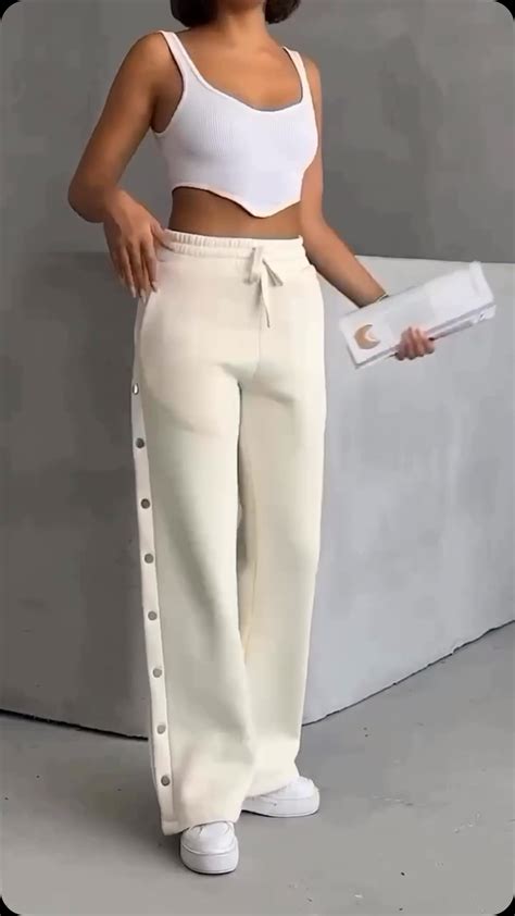 МАГАЗИН ОДЯГУ ВЗУТТЯ 🖤 СУМКИ готуємося до холодів разом🍂 ️ Топова Новинка 💥 Чоловічий костюм