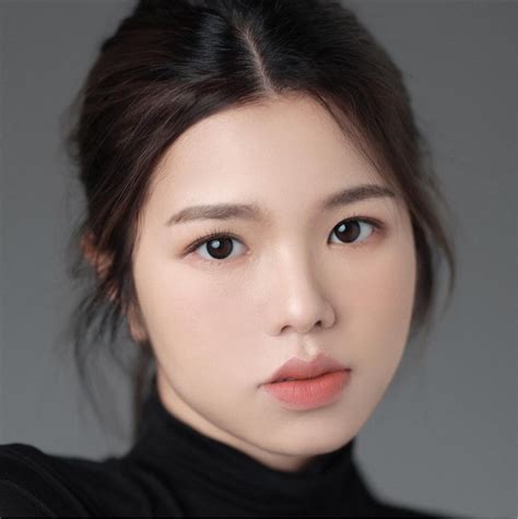 ស្រីនា បង្ហាញរូបនេះ ទើបដឹងថា នេះហើយឥទ្ធិពលនៃការផាត់មុខ Khmerload Cambodia Latest News