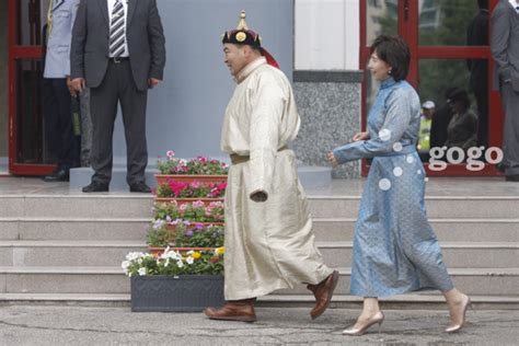 Ц Элбэгдорж Б Бат Эрдэнэ нарын наадмын гоёл