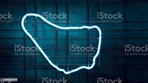 콘크리트 벽 배경에 네온 불빛으로 빛나는 바베이도스 지도의 3d 렌더링 0명에 대한 스톡 사진 및 기타 이미지 0명 3차원 형태 디자인 Istock