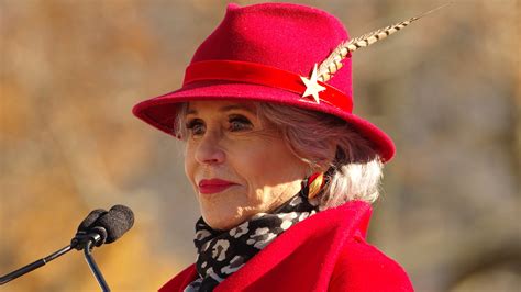5 Older Women In Hollywood Who Are Still Embracing And Celebrating Their