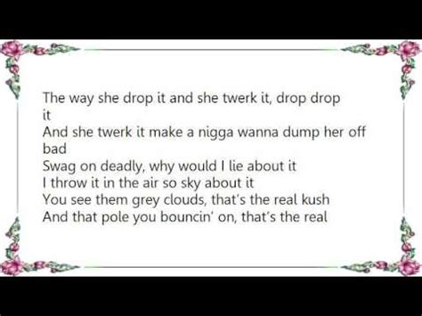 V I C Twerk It Lyrics Youtube