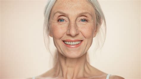 Eye Makeup Tips For Women Over 60 Primeprometics
