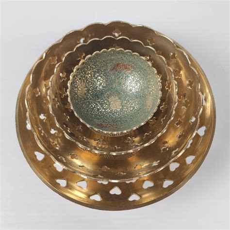 Сет купи от месинг Антиквариат Пловдив Красив сет от 4 купи с