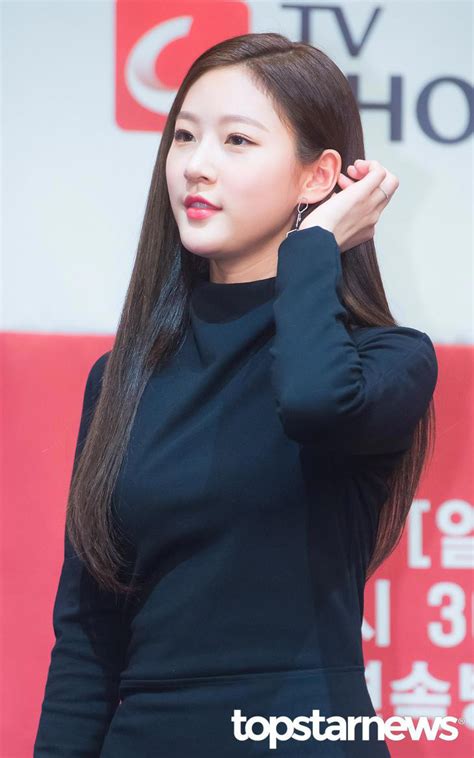 ‘음주운전 김새론 음악 영화로 복귀→연극 무산 5개월만“출연 맞아”