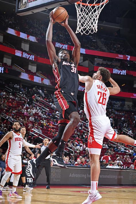 Thomas Bryant By Logan Riely