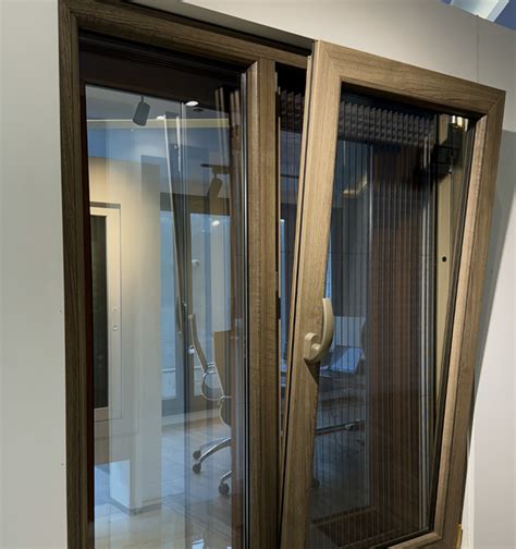Hinged System Shower And Shutter