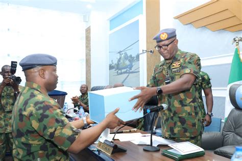 Ndc Commandant Led Nigeria Airforce Participants Of Ndc Course 31 For