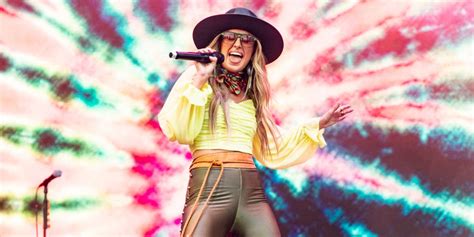 10 Best Lainey Wilson Songs Lainey Wilson Biggest Hits