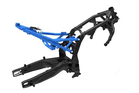 Suzuki Unveils Gsx S Naked With Cc Parallel Twin Autoevolution