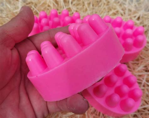 Processo Raspberry Massage Soap Bar Bubbleshop