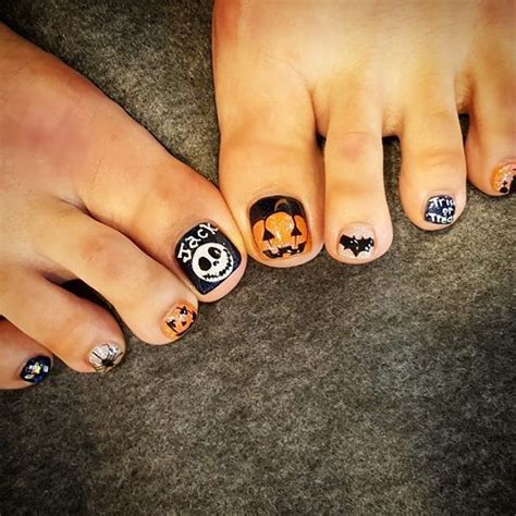 Halloween Nail Toes Halloween Toenails Designs Halloween Toe Designs