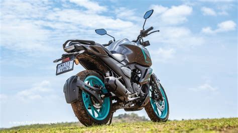 Yamaha Fz S Fi Hybrid First Ride Review Turbocharged