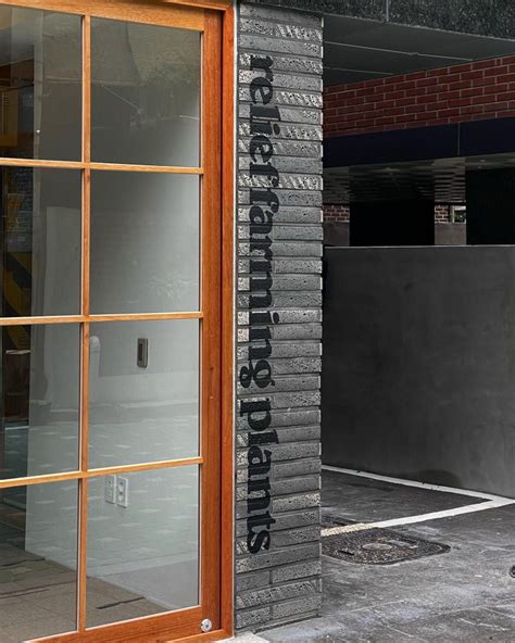 망원동 간판 페인트를 이용한 스텐실 간판 감성 간판 망원동 케이크 전문점 밀우 디자인 간판 시공 네이버 블로그