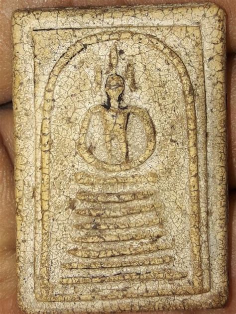 พระสมเด็จวัดเกศไชโย7ชั้นนิยม Ennxo