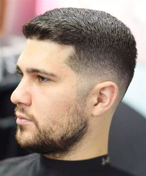 قصات شعر رجالي كلاسيك