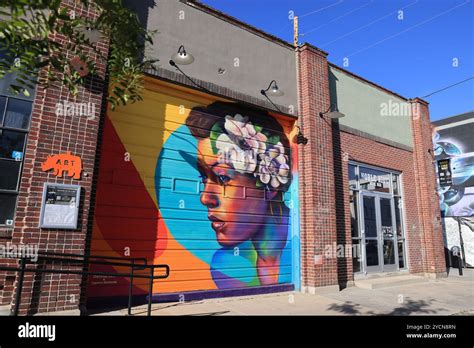 Rino Trendy District In Denver With Contemporary Art Galleries