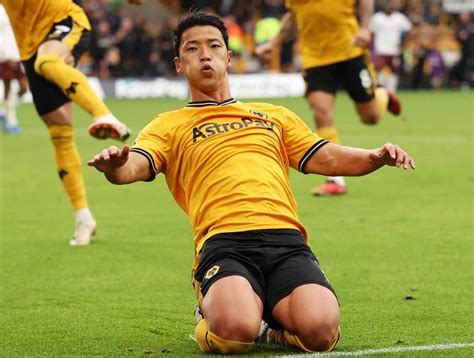 황희찬 또 햄스트링 부상 팀은 브라이턴 꺾고 Fa컵 8강행