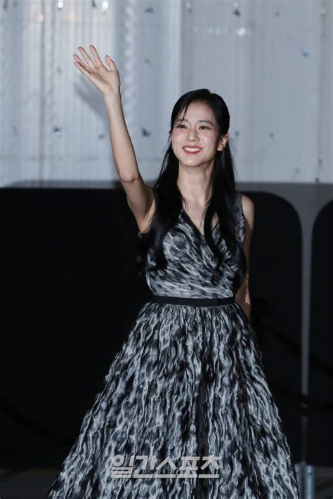 ‘천박사 감독 “블랙핑크 지수 출연 팬심 50 운 50 ”