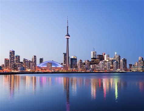 Toronto City Skyline At Night In Canada Association Nucléaire Canadienne
