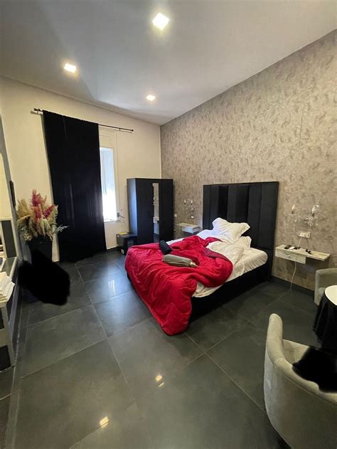 Beb Al Numero 15 Desde 1427 Nápoles Europa Italia Opiniones Y