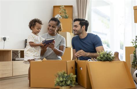 Top Tips For Decluttering When Moving