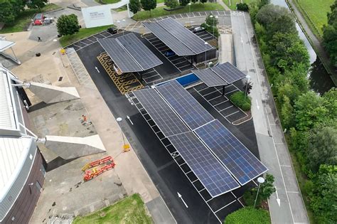 Movetosolar 光伏支架系统 Movetosolar 美途光伏提供完整的电动汽车 光储充”一体化充电站解决方案