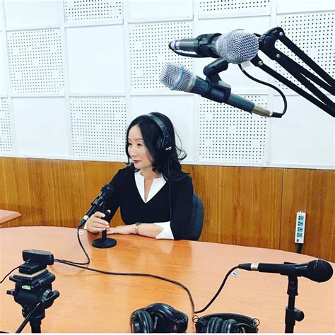 Oyunmaa 🌟 Санхүүгийн ӨСӨЛТ ийн 3 үндэс Тэрбумтнуудын гол зуршлууд 📚 Санхүүгийн шинжээч Томас