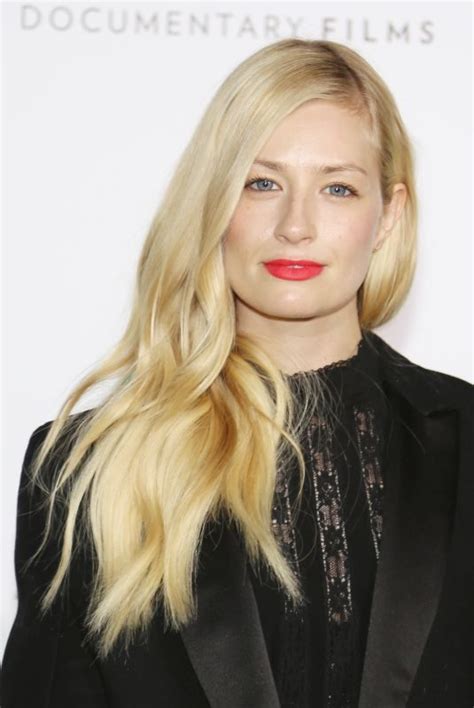 Beth Behrs Page 2 Hawtcelebs