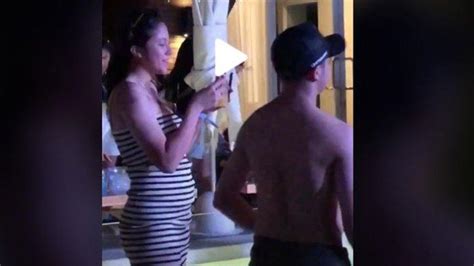 Video Viral Di Tiktok Perut Buncit Sitha Marino Jadi Sorotan Saat Bastian Steel Telanjang Dada