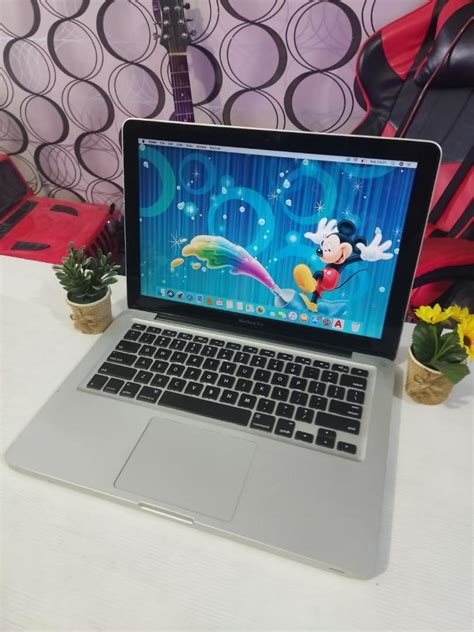 Core I SSD Macbook Pro Intel Core I RAM Gb SSD Gb Batre Normal Office Lengkap Siap