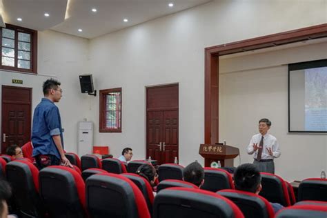 韩国仁荷技术大学in Joo Chin教授访问我实验室并作学术报告 四川大学 环保型高分子材料国家地方联合工程实验室