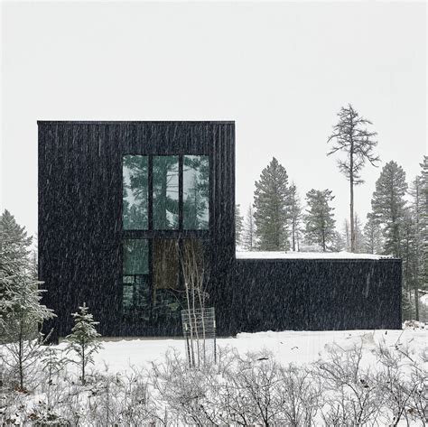 The Ranch Mine Designs Arizona Home Informed By Surrounding Boulders