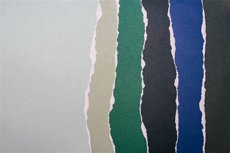 찢어진 찢어진 종이 가장자리 격리 된 색상 레이어 복사 할 수있는 공간이있는 종이 눈물 0명에 대한 스톡 사진 및 기타 이미지 0명 가장자리 거친 Istock