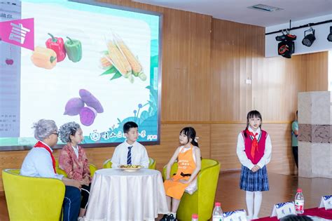 把农业科学知识送进校园让学生探索基因奥秘 媒体聚焦 新闻中心 上海市农业科学院