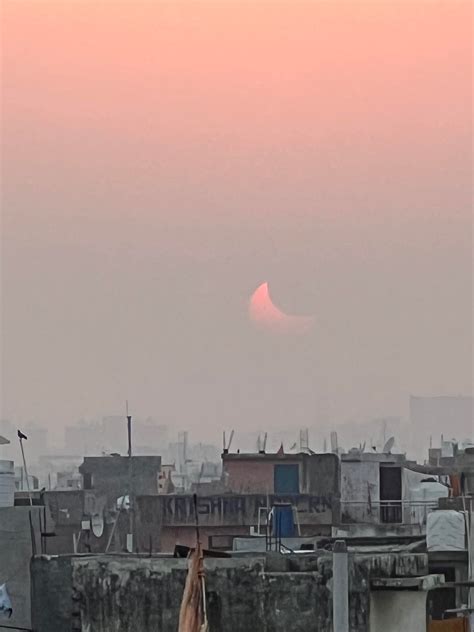 Surya Grahan Solar Eclipse Dekh Lo Guyz Rdelhi