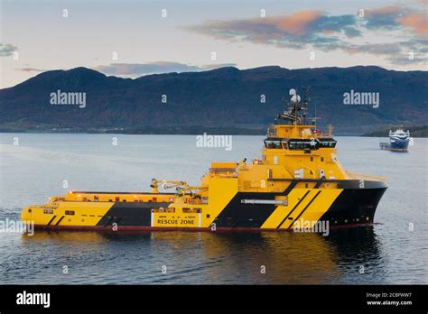 Oelen Oil Hi Res Stock Photography And Images Alamy