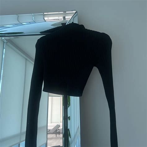 Edikted Crop Sweater Depop