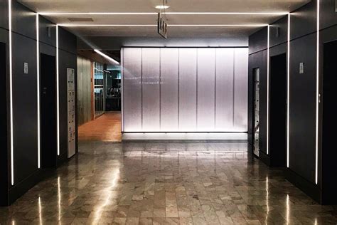 Proyectos Fachadas Policarbonato Arkos Ecuador