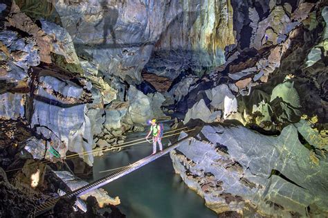 Hang Son Doong Son Doong Cave The Worlds Largest Cave Elephant
