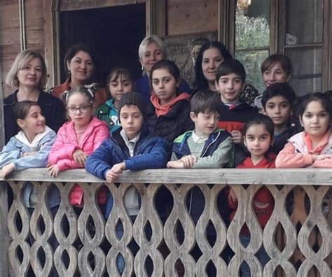 აღვის საჯარო სკოლის მოსწავლეები ლადო ასათიანის სახლ მუზეუმს ეწვივნენ ეტალონი